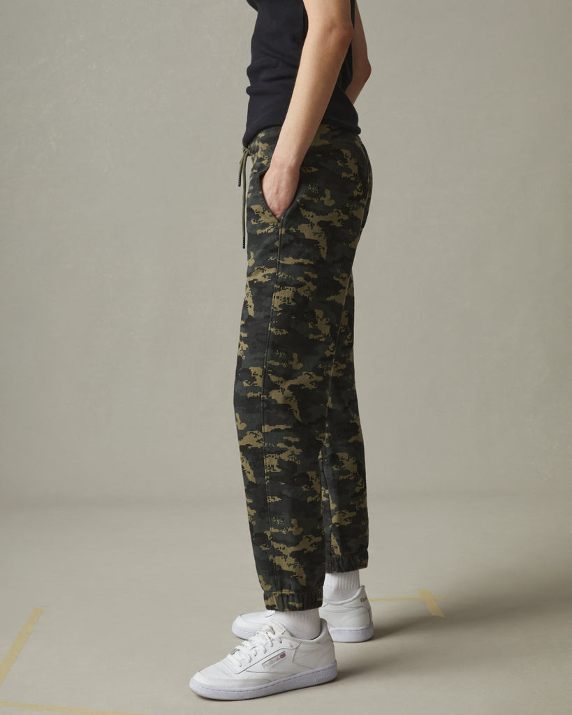 Women's Classic Sweatpant - Drab Olive Digital Camo